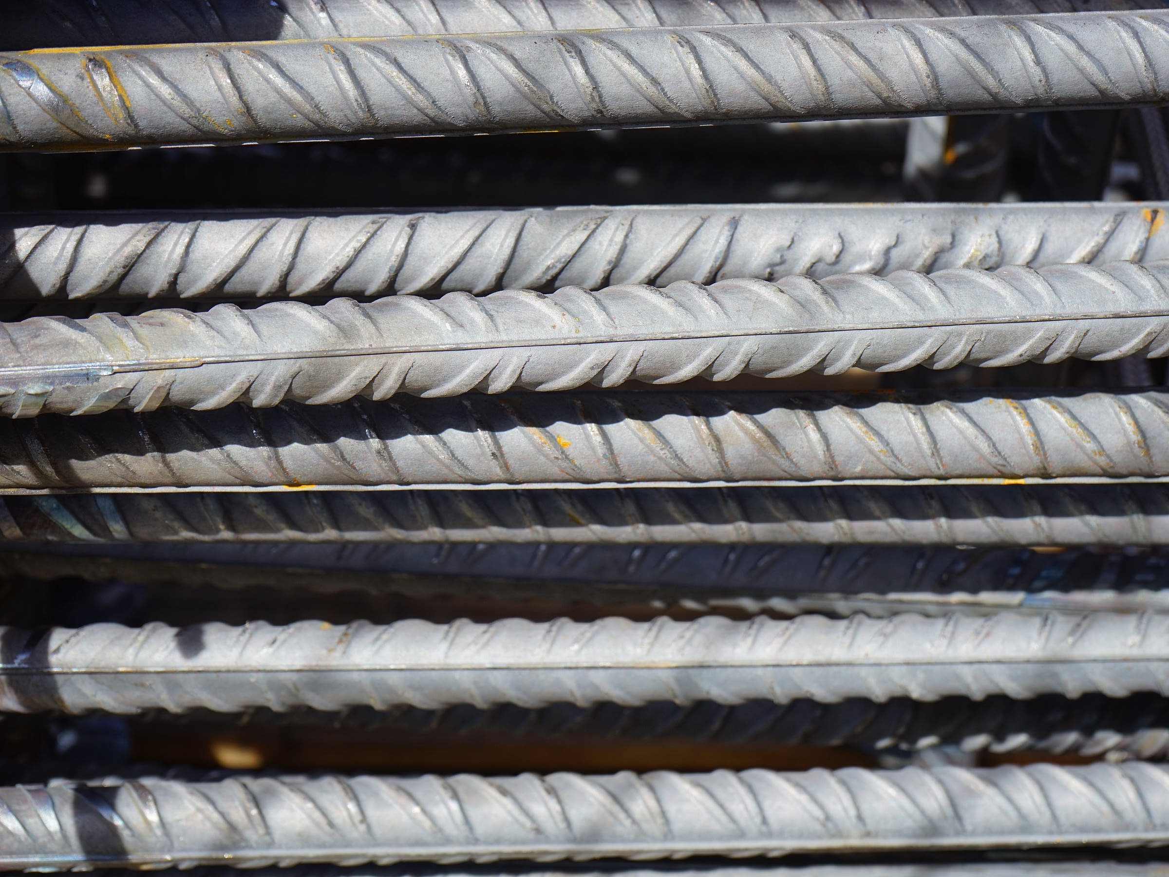 Logotipo De Suministro De Materiales De Construcción Modernos