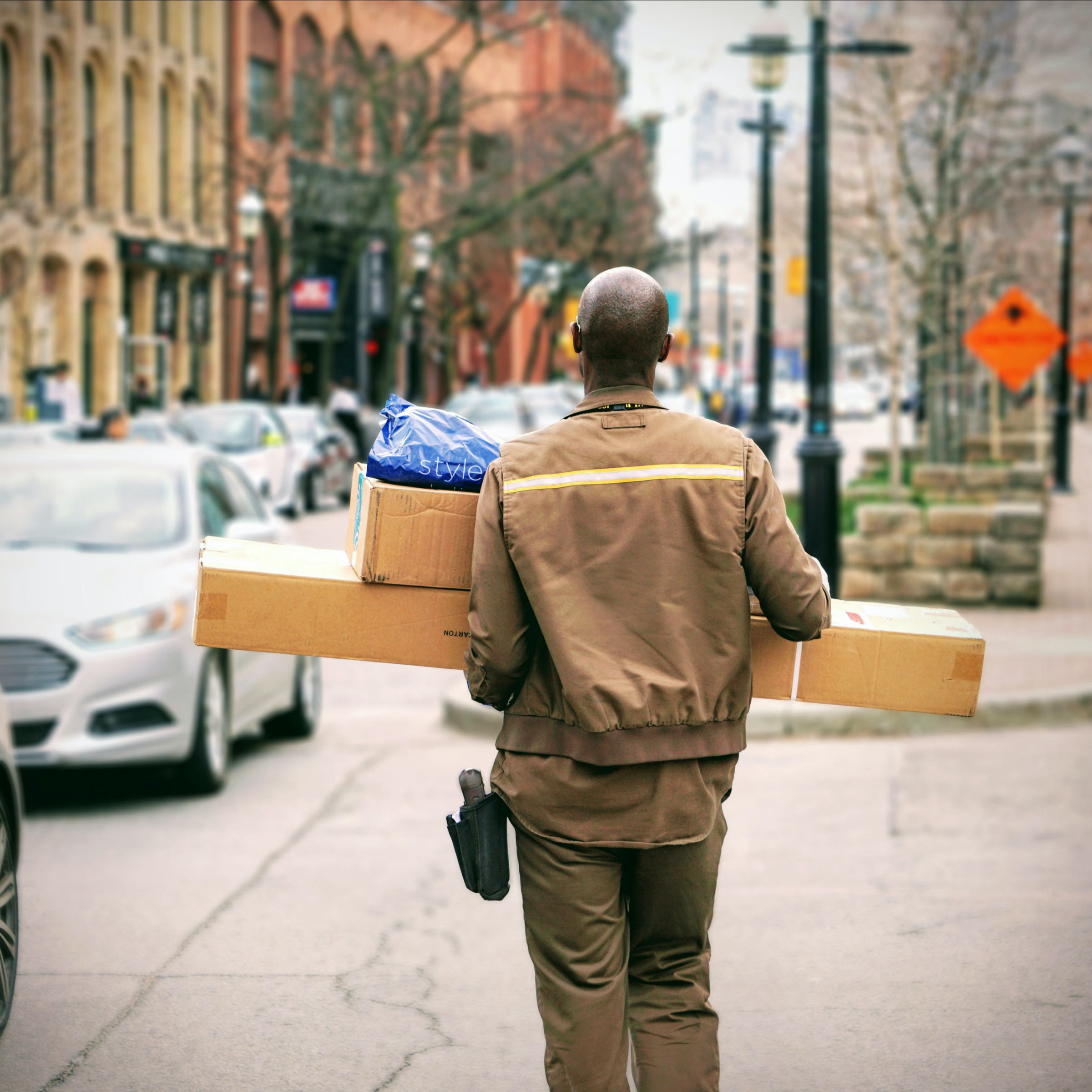 How to Start a Courier Service