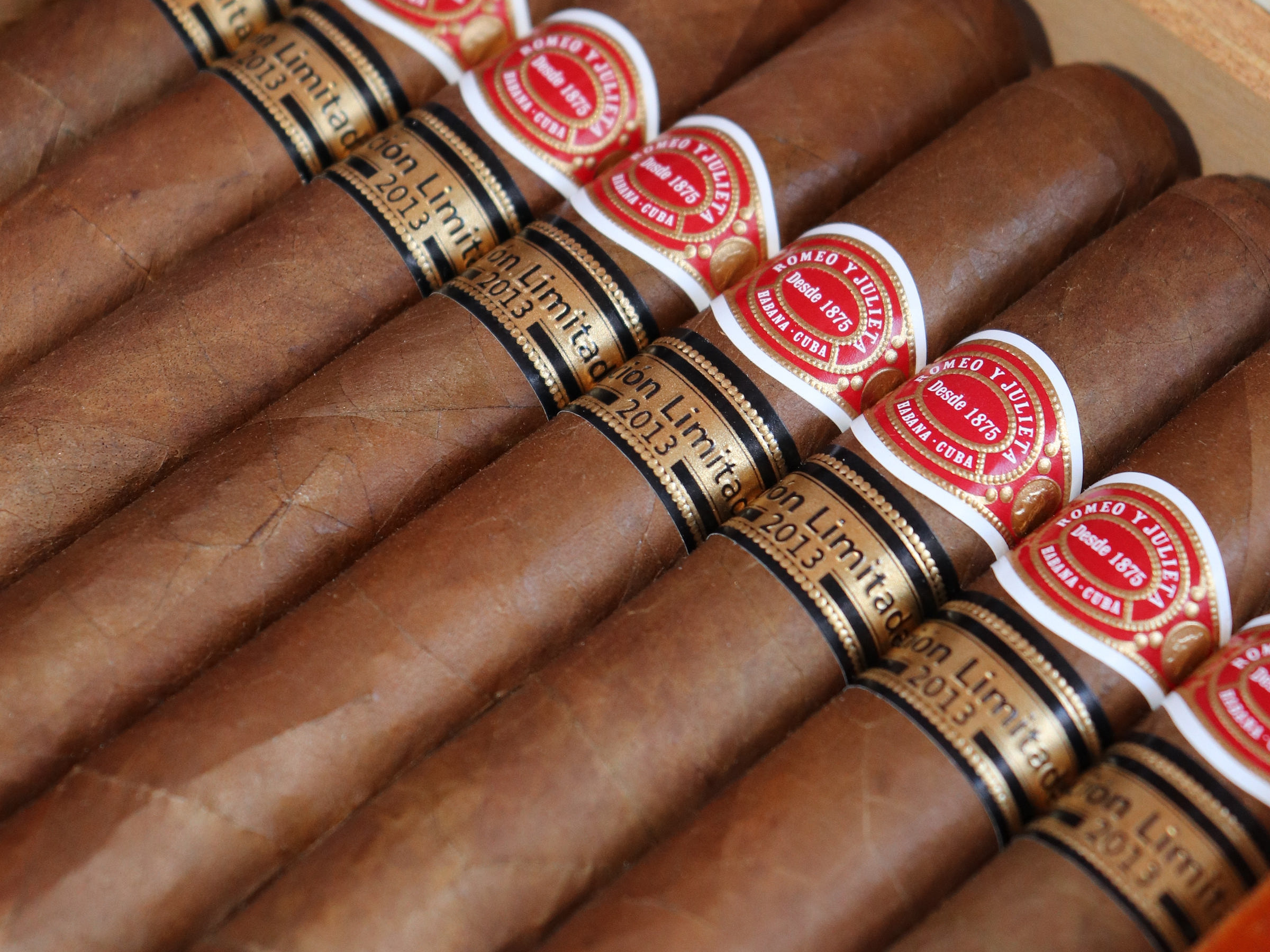 Sigarenrook Zwarte Achtergrond Ik Rook Tien Tot Vijftien Sigaren Per